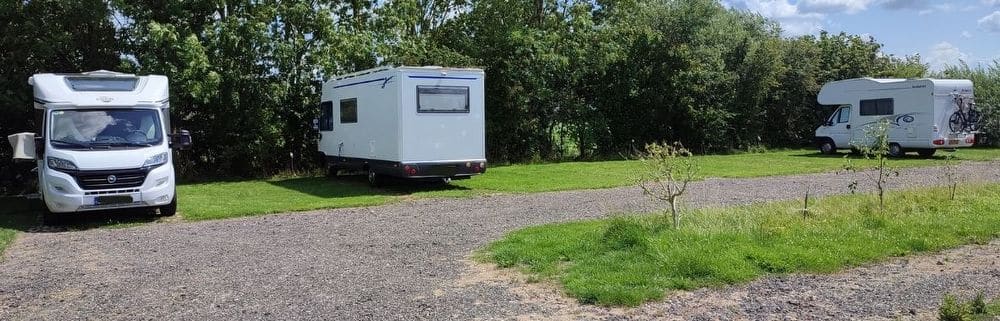 Camperplek nabij Sneek: plek met alle faciliteiten